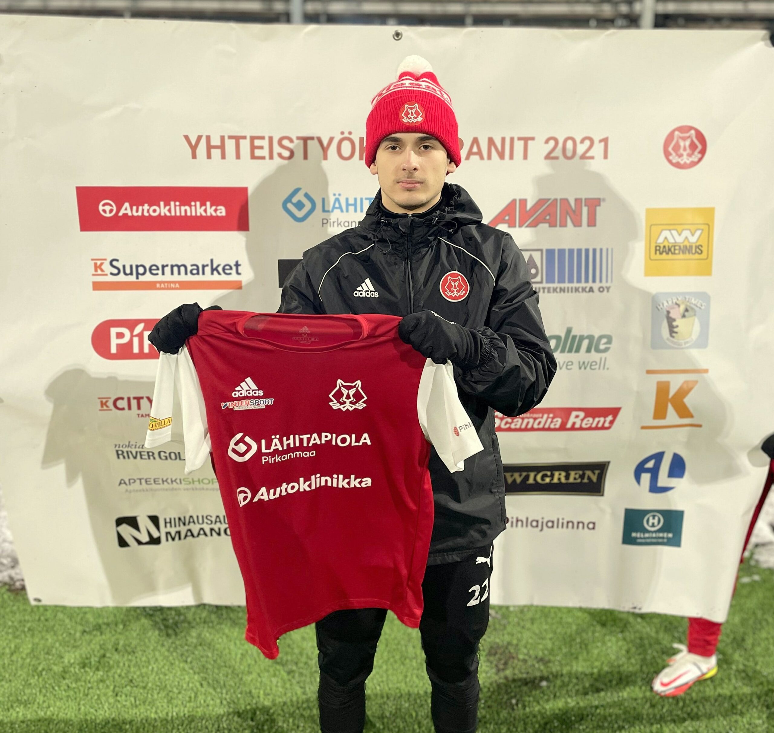 Granit Shala uutena mukaan - Ilves-Kissat